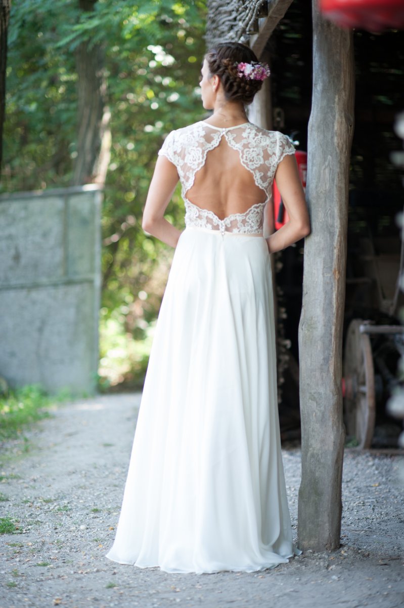 Oblečenie na mieru, krajčírske služby, svadobné šaty | Krajcirka.com