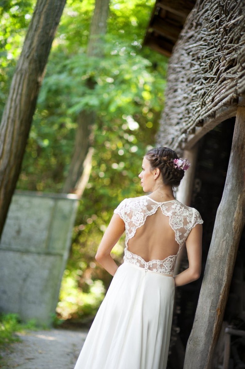 Oblečenie na mieru, krajčírske služby, svadobné šaty | Krajcirka.com