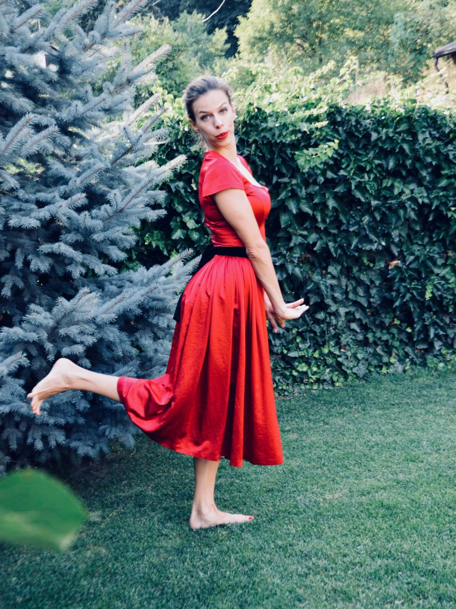 Oblečenie na mieru, krajčírske služby, svadobné šaty | Krajcirka.com